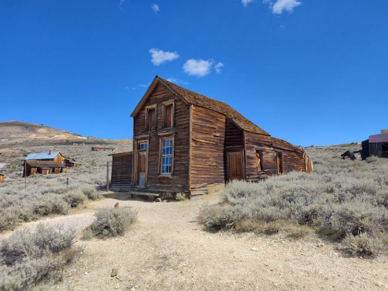 10 Abandoned Ghost Towns In California Where Silence Tells A Dark Story
