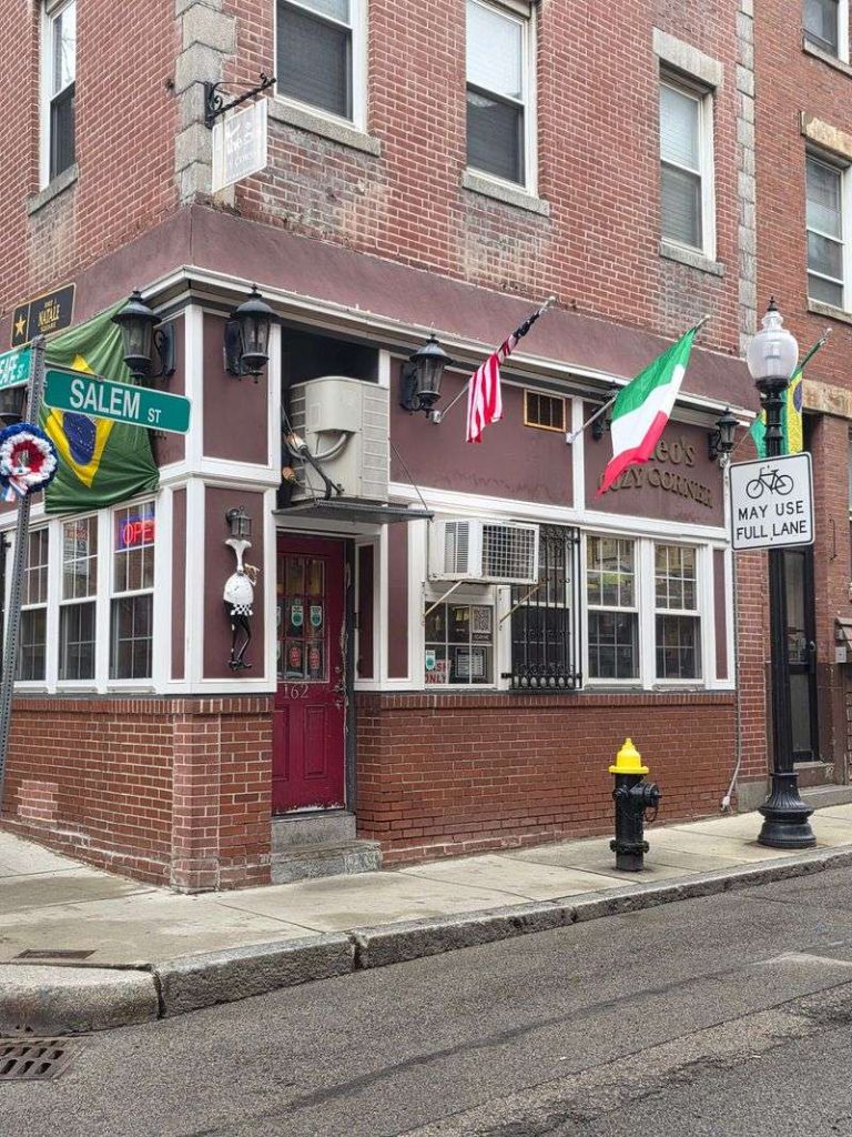 10 Massachusetts Mom-And-Pop Restaurants Everyone's Talking About