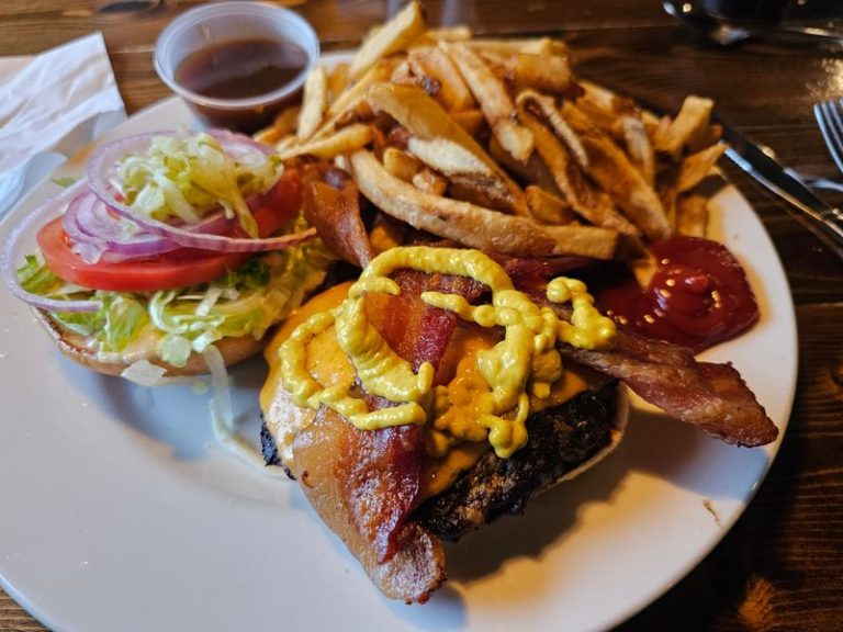 12 Wyoming Foods Only Locals Truly Appreciate (And Tourists Miss)