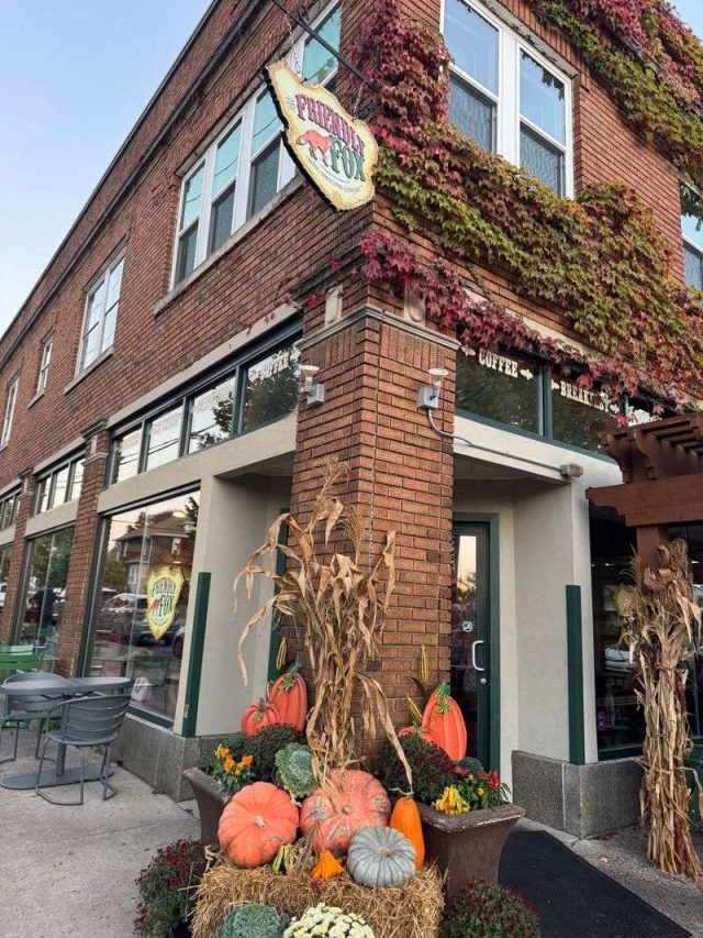 15 Top Outdoor Restaurants In Fort Wayne, Indiana