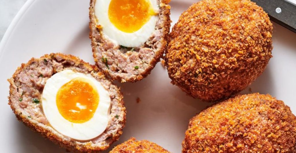 13 Absolutely Wild Breakfasts Only New Yorkers Would Think To Make