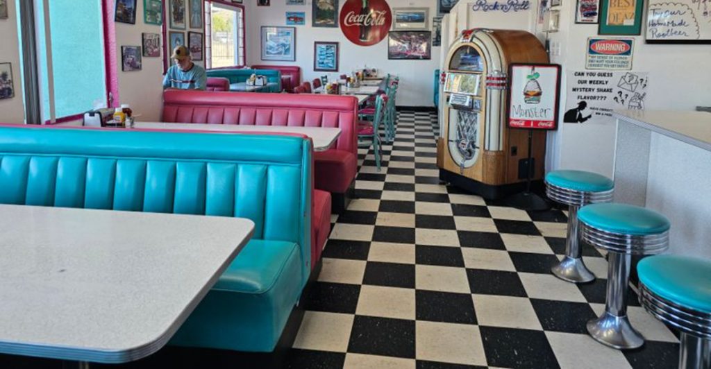 13 Arizona Hole-In-The-Wall Spots Locals Swear Never Lost Their Touch