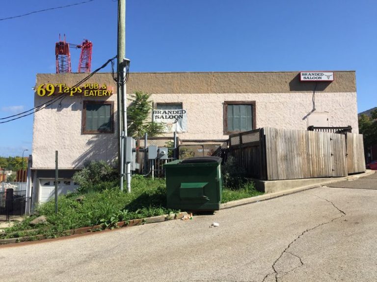 14 Akron, Ohio Outdoor Dining Spots You Can’t Miss