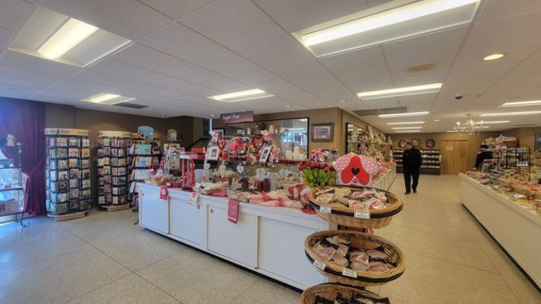 15 Ohio Chocolate Shops That Make Gifting Easy In 2026