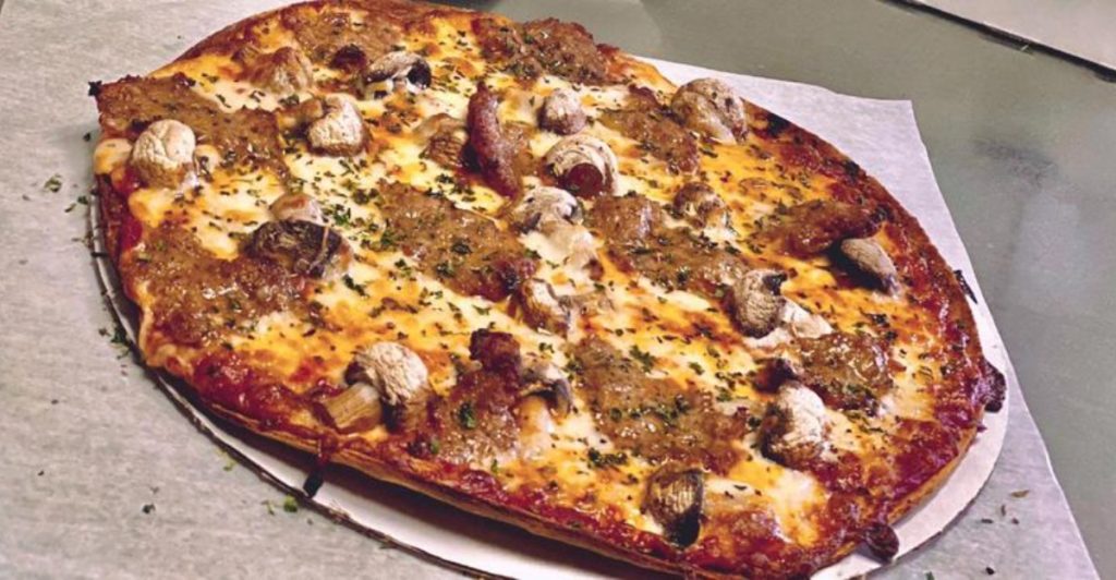 6 Must-Try Pizza Places In Toledo, Ohio That Locals Swear By