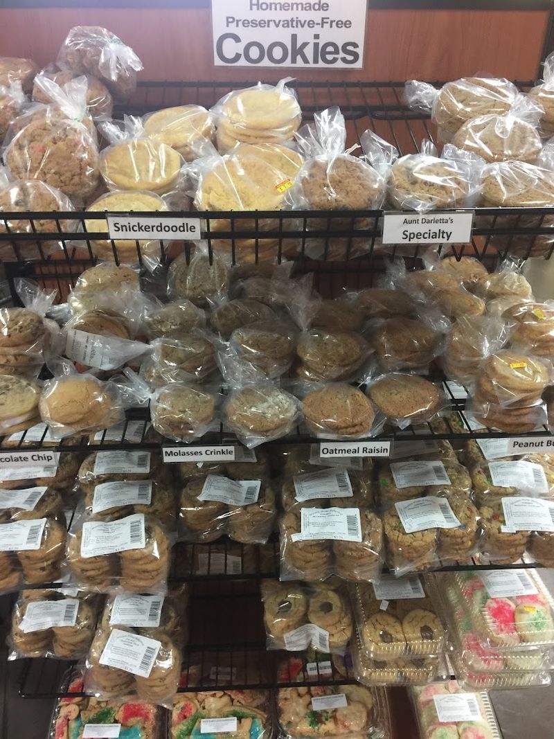 This Virginia Country Market Has Amish Baked Goods, Deli Sandwiches ...