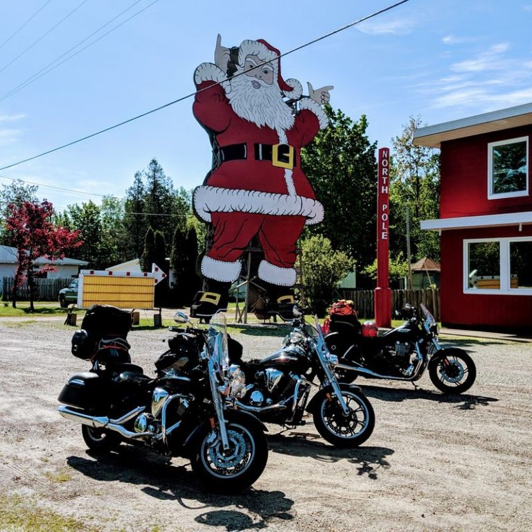 15 Michigan Small Towns Where Christmas Magic Turns Everything Into A ...