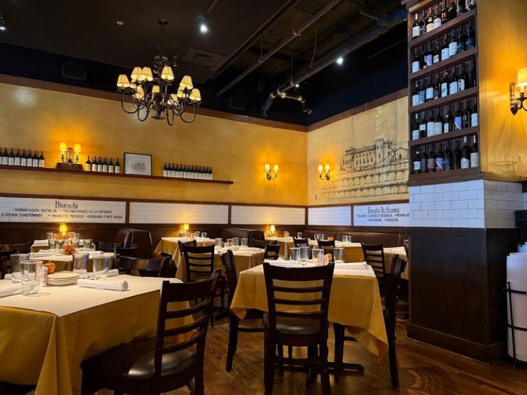 10 Restaurants In Oak Brook, Illinois Worth Visiting Even If You Live ...