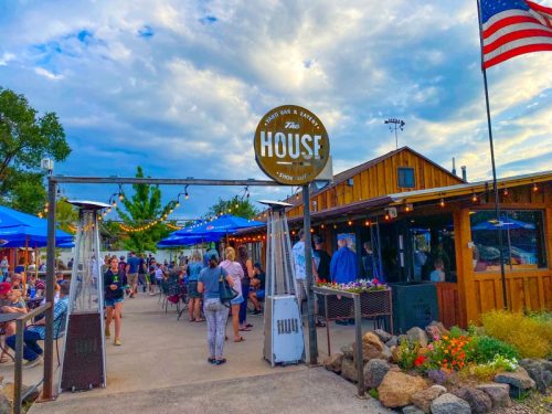 17 Small-Town Arizona Restaurants You'd Never Expect To Be This Good