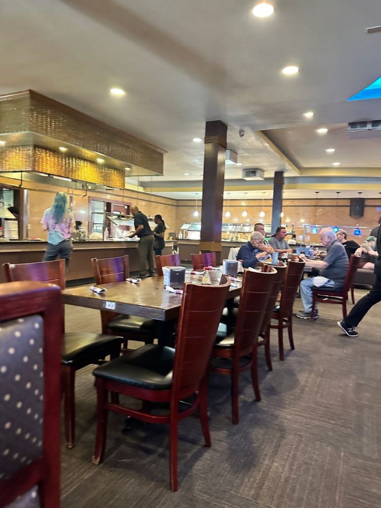 14 Illinois All-You-Can-Eat Seafood Buffets That Locals Say Rival Any ...