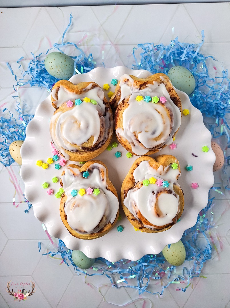 Easter Bunny Cinnamon Rolls - Ever After in the Woods