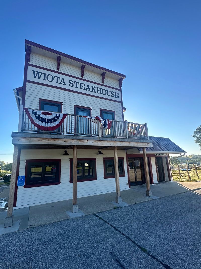 10 Hidden Iowa Steakhouses That Make The Drive Completely Worth It