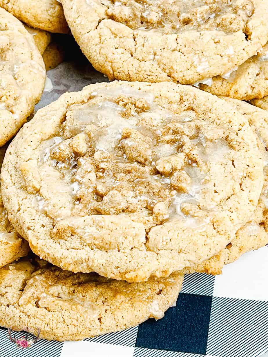 Gilmore Girls Coffee Cake Cookies - Ever After in the Woods