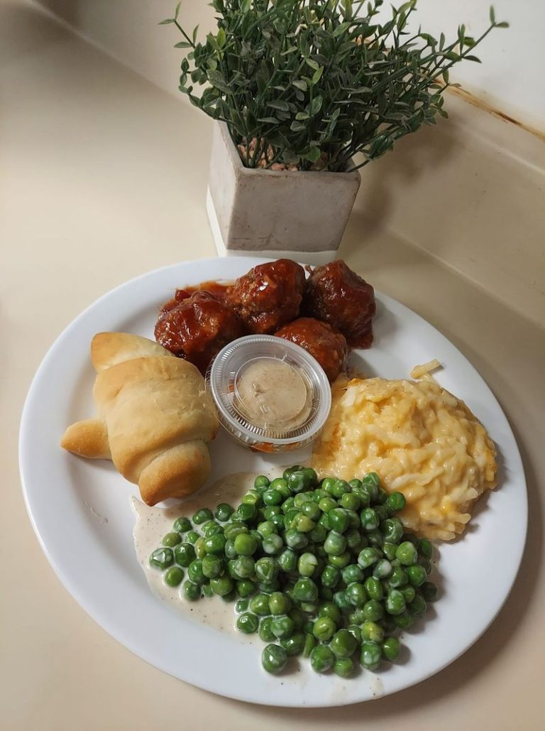 14 Kansas Fried Chicken Joints Locals Quietly Guard Because They Taste ...