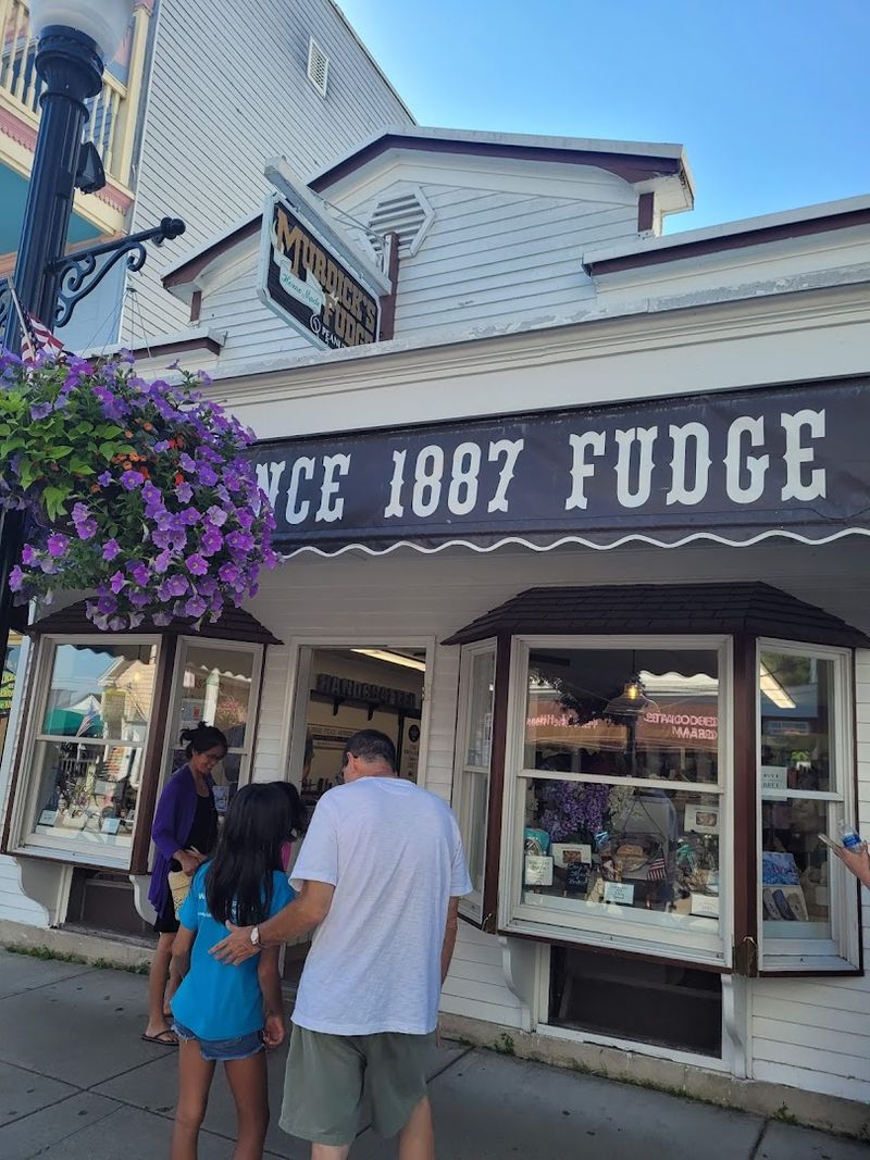 This Century-Old Mackinac Island Fudge Shop Makes A Sweet Michigan Stop ...