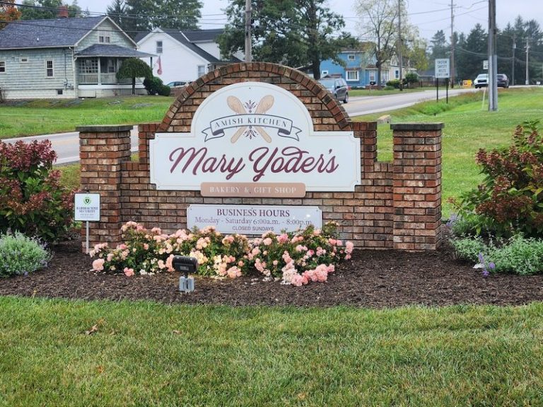 These Amish All-You-Can-Eat Buffets In Ohio Are Worth Driving Hours To ...
