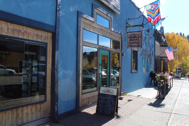 10 Cozy Book Cafés In Colorado Where You Can Read And Relax For Hours