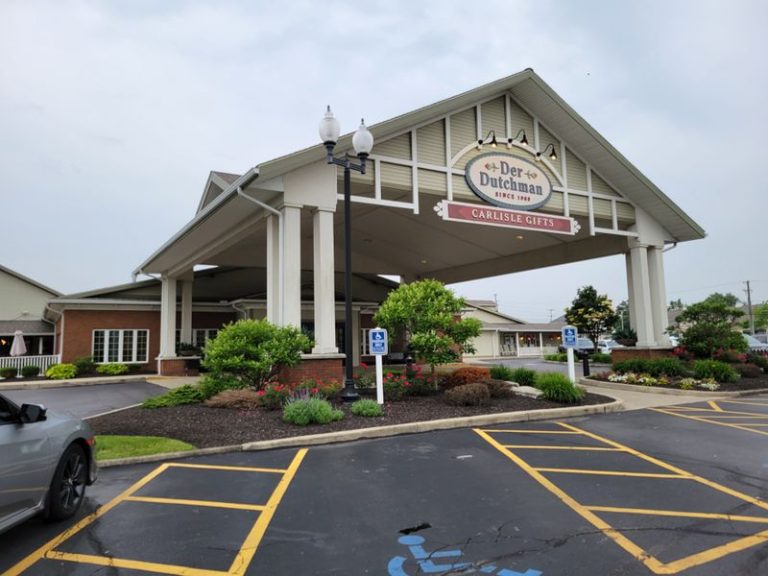 Ohio All-You-Can-Eat Buffet Where Comfort Food Still Steals The Show