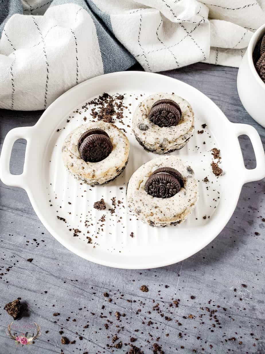 Oreo Cheesecake Bites - Ever After in the Woods