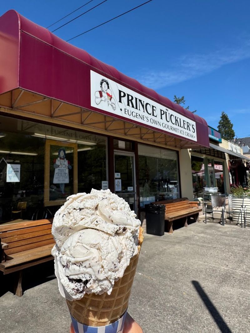 13 Oregon Ice Cream Shops Serving Small-Batch Scoops With Serious ...