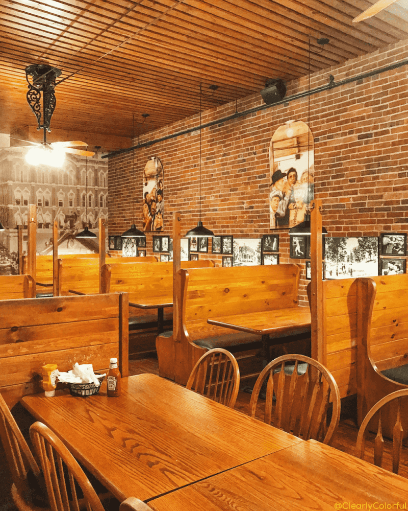 11 Riverside Illinois Cafés Worth The Drive For Homemade Pie, Dessert ...