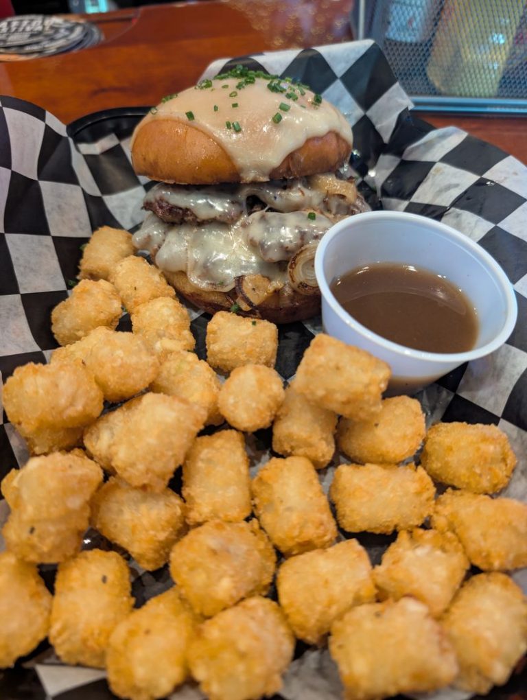 12 Hole-In-The-Wall Minnesota Burger Joints Serving Double ...