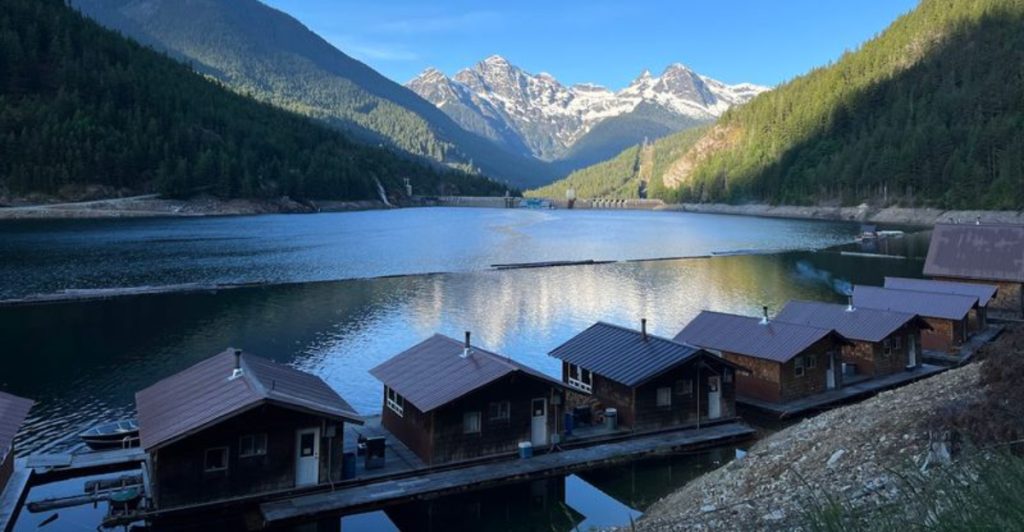 Sleep In These Dreamy Floating Cabins In Washington