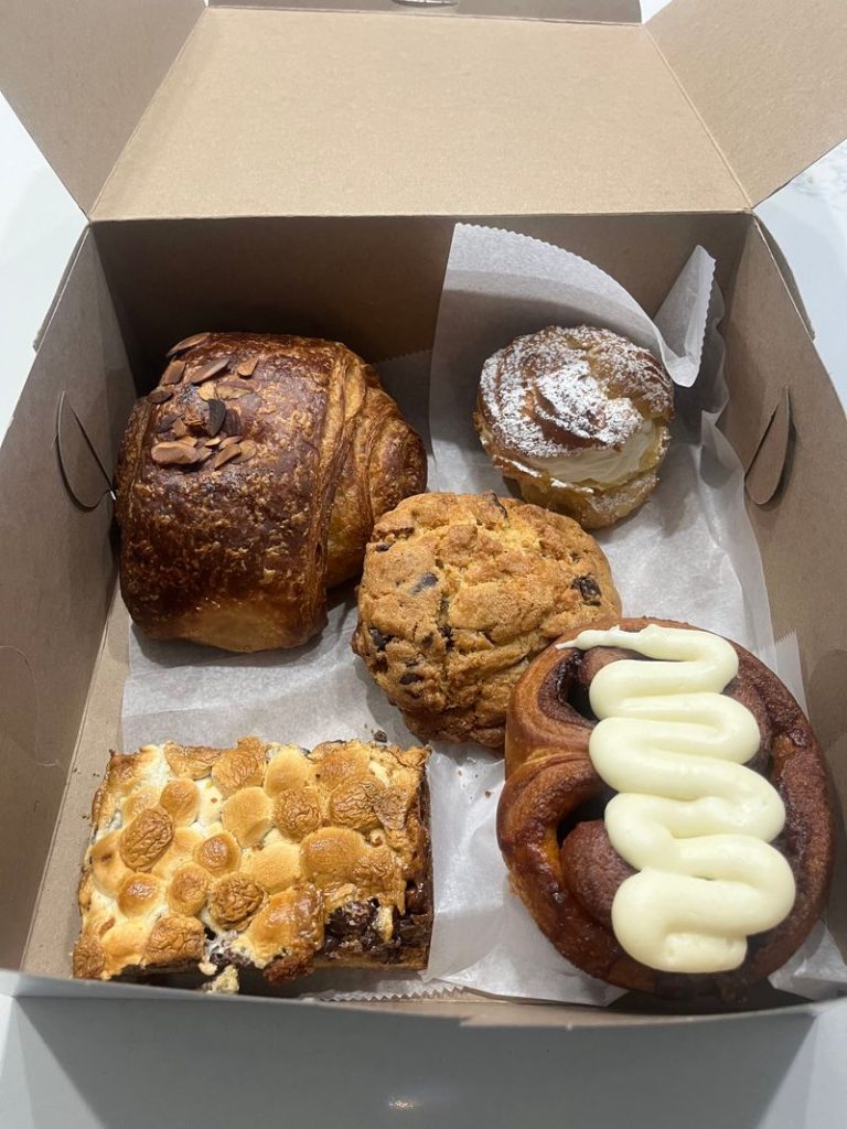 11 North Carolina Bakeries That Locals Guard Like Secrets (And You'll ...