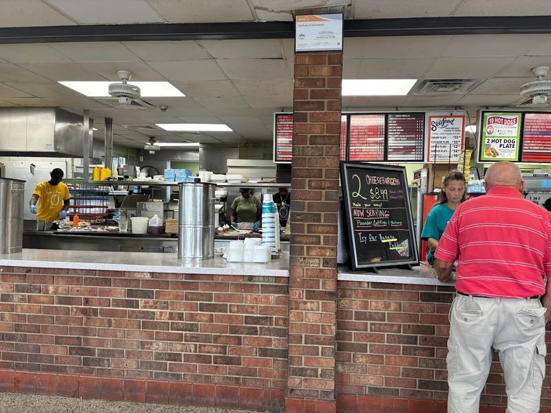This South Carolina Drive-In Has A Chili Slaw Dog Regulars Swear By