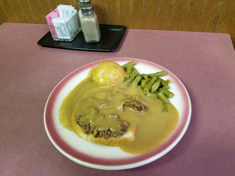 The Ohio Restaurant With Roast Beef So Good People Plan Road Trips ...