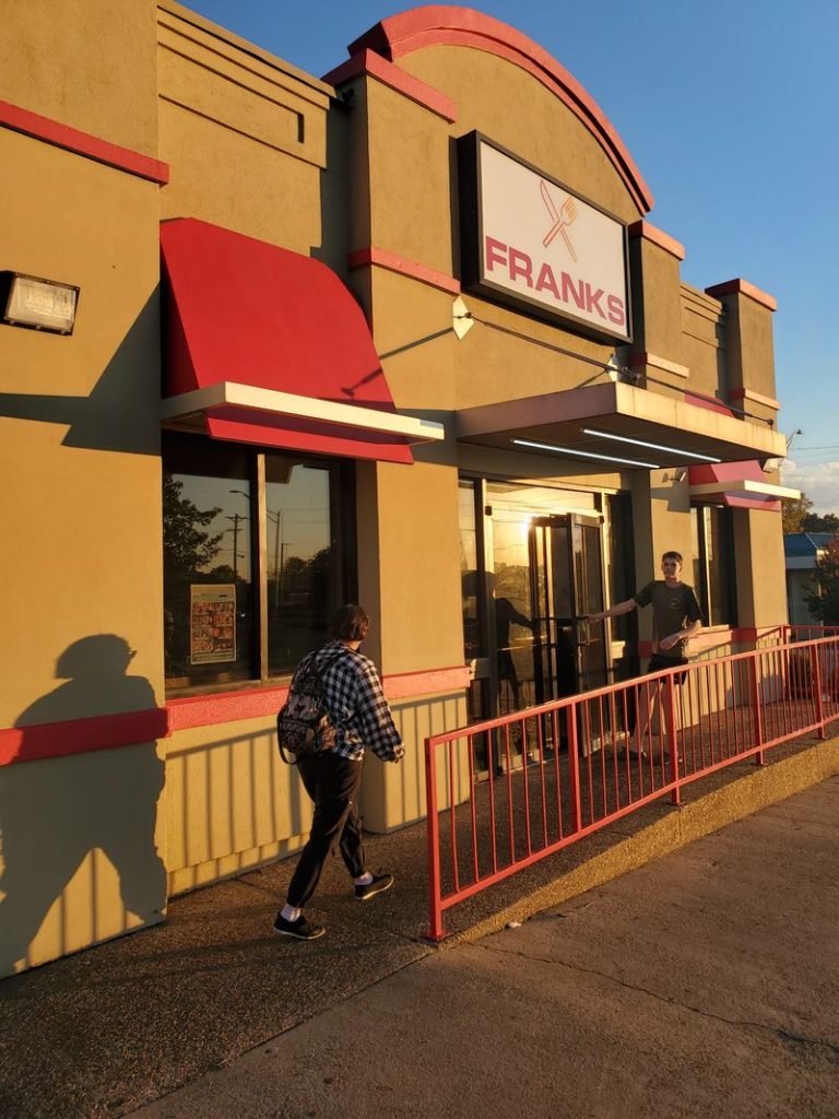 These Arkansas Hot Dog Stands Keep Serving Secret Chili Recipes From ...