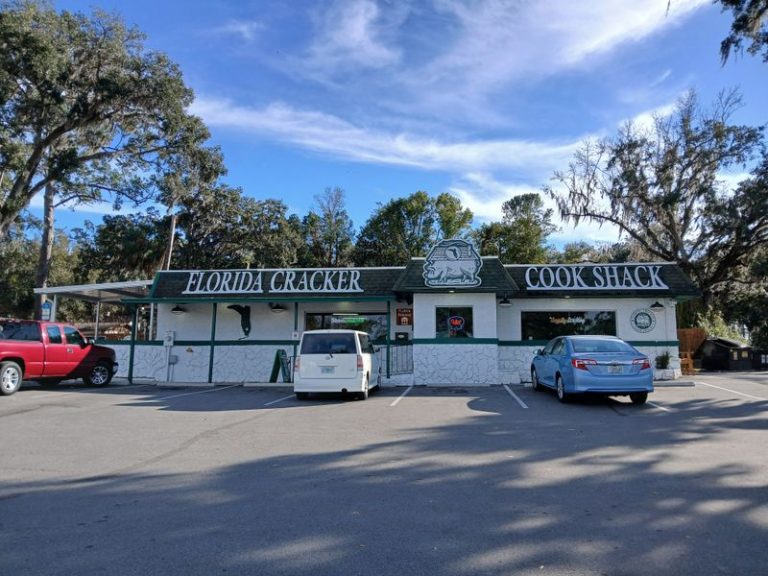 These Florida Soul-Food Shacks Serve Comfort You Won't Find On Tourist Maps