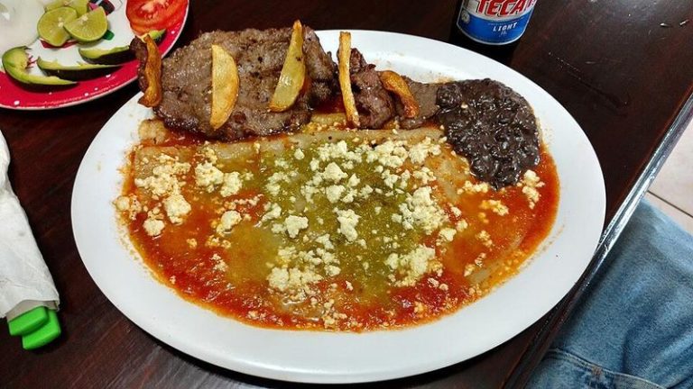 These New Mexico Dishes Outsiders Always Get Wrong (But Locals Learned ...