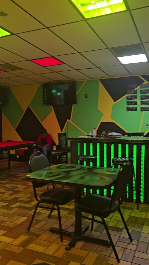 These Vintage Restaurants In Arizona Serve Fried Fish That Locals Swear By