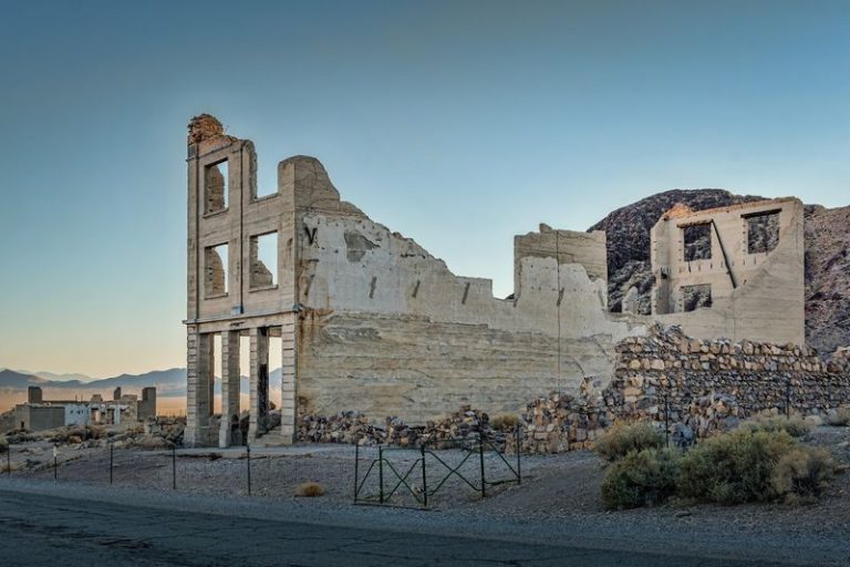 This 120 Year Old Ghost Town In Nevada Is A Desert Time Capsule You ...