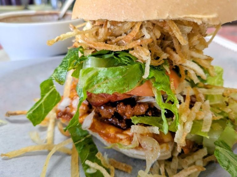 This Florida Burger Stand's Double Cheeseburger Keeps Locals Coming Back
