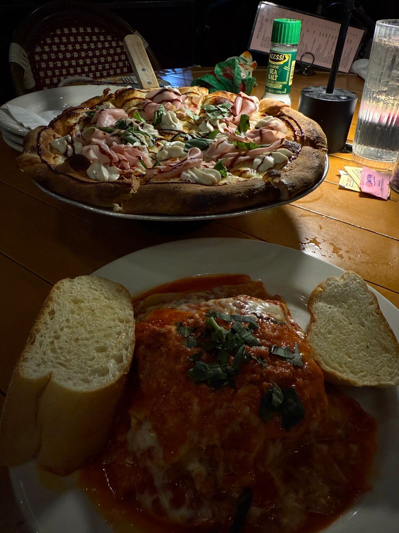 This Florida Pizza Joint's Lasagna Has Reached Legendary Status