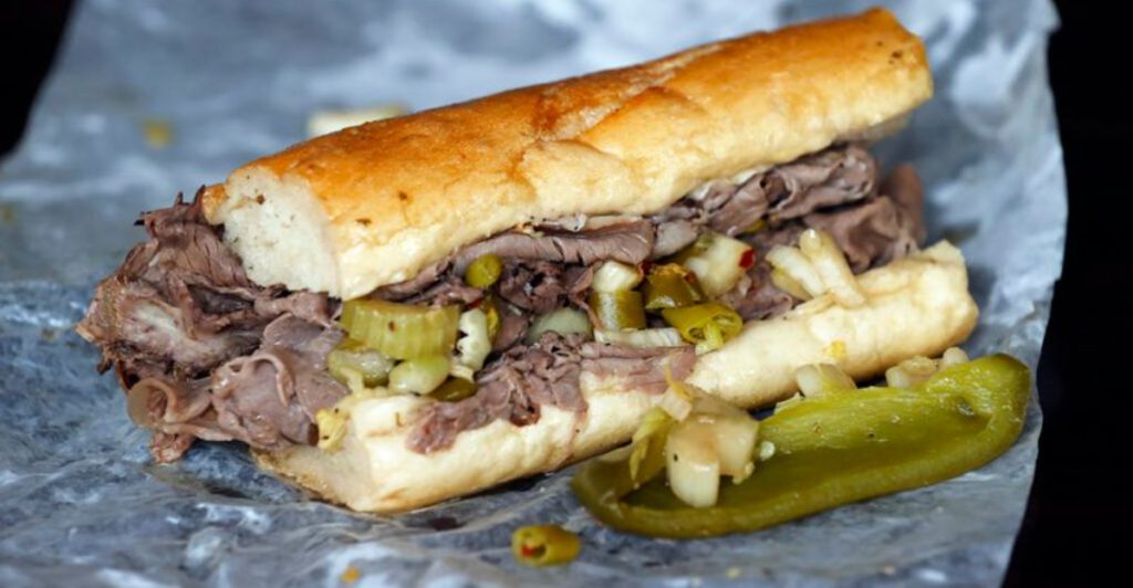 This Iconic Illinois Restaurant Serves The State's Best Italian Beef ...