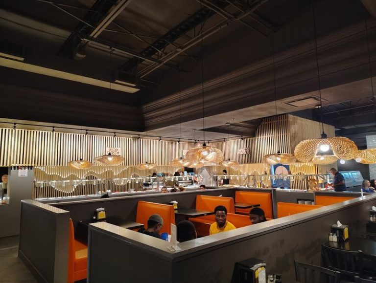 This Iconic Kansas Buffet Is So Good It Feels Like A Rare Find Worth ...