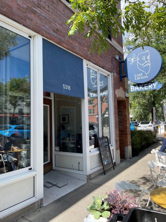 This Illinois Bakery Is The Sweetest Spot To Visit This February