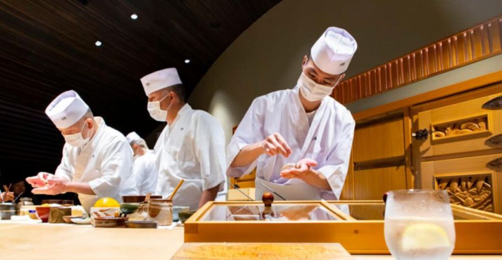 This Incredible Honolulu Sushi Bar In Hawaii Will Change Your Life At ...