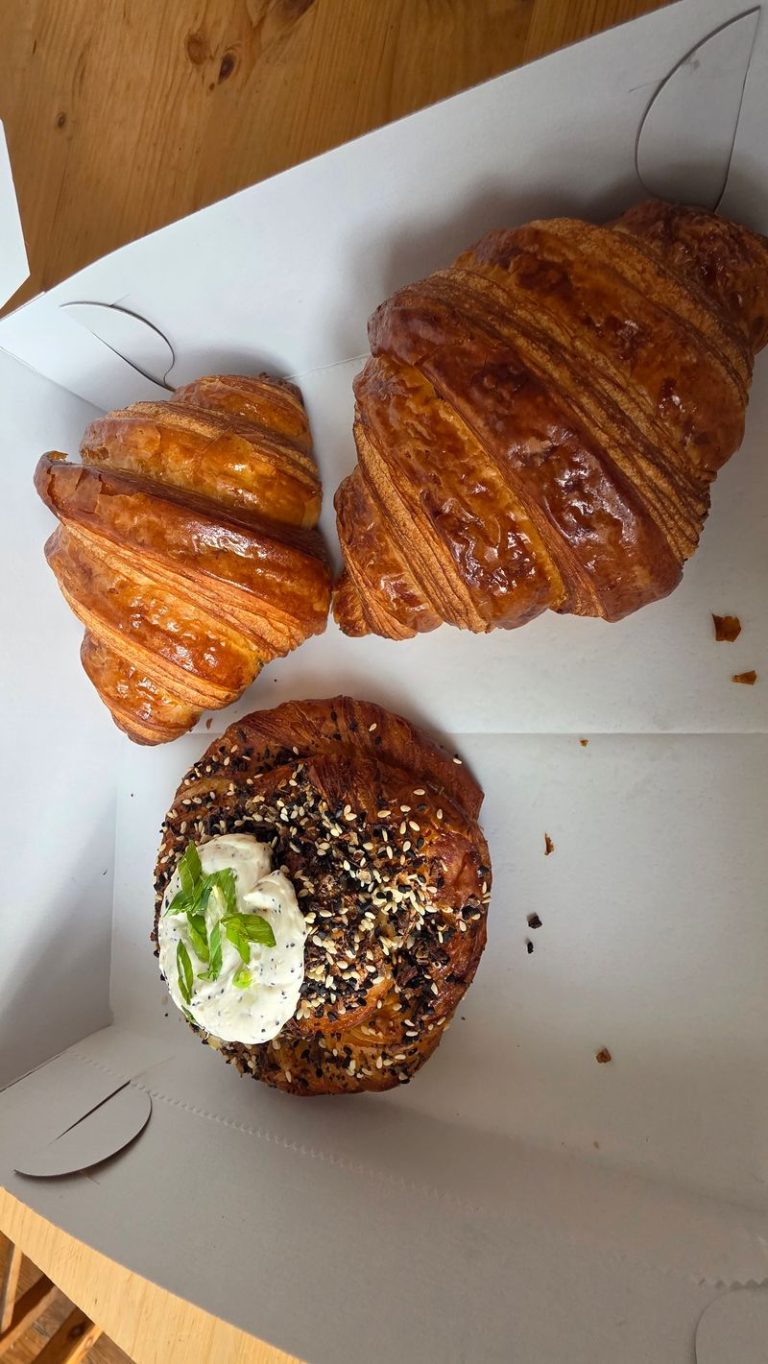 This Ohio Bakery Sells Out Before Noon, And There Are Many Reasons For That