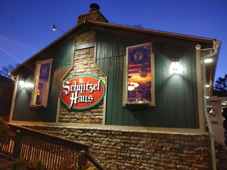 This Ohio Restaurant's Schnitzel Feels Like A Trip To Bavaria Without ...