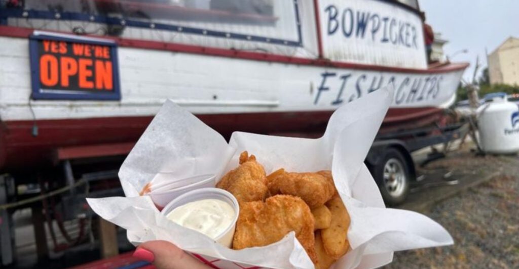 This Oregon Diner Serves Fried Fish So Good, Locals Say It's The Coast ...