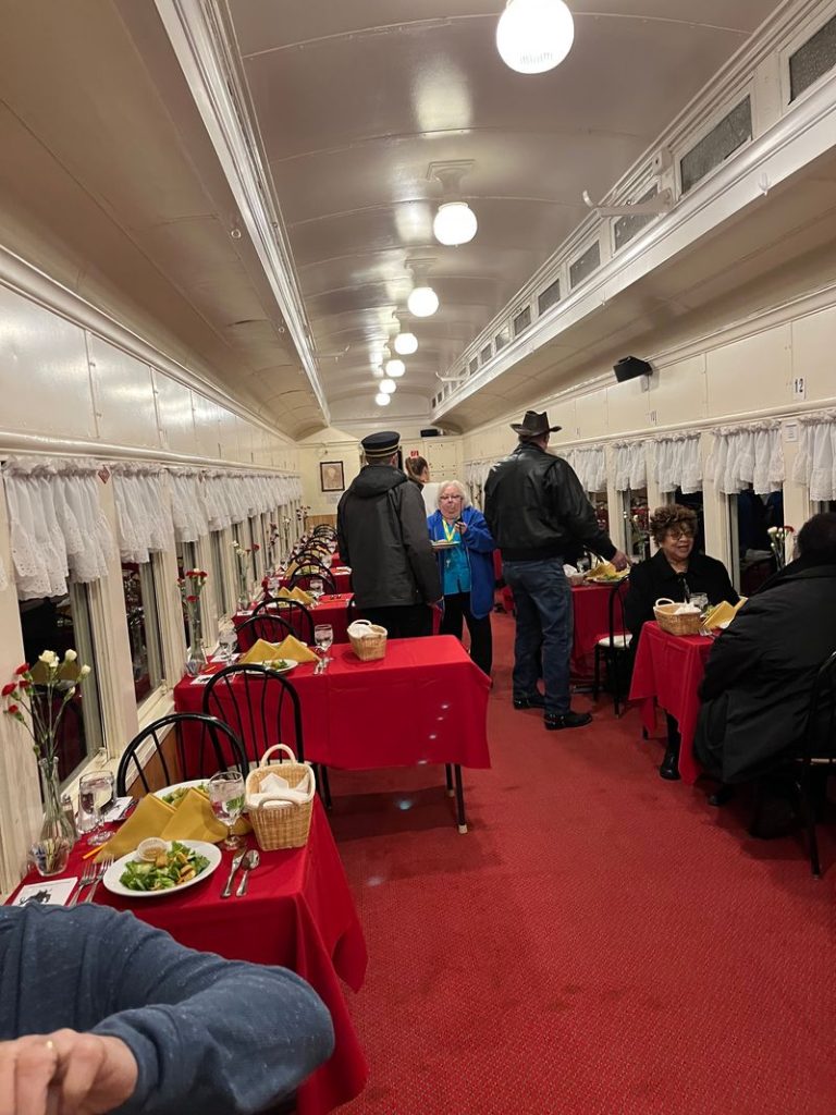 This Pennsylvania Train Ride Offers Scenic Views And A Five-Course ...