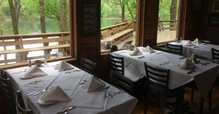 This Rustic Arkansas Lodge Restaurant Is Worth The June Road Trip Alone