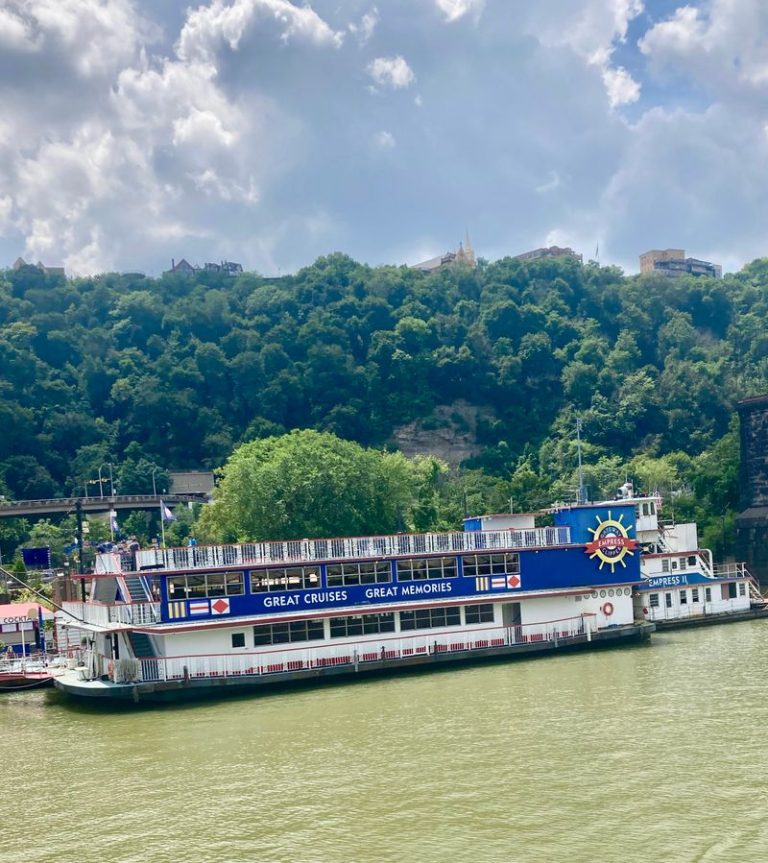 This Scenic Pennsylvania Riverboat Cruise Brings Live Music And Sunset ...