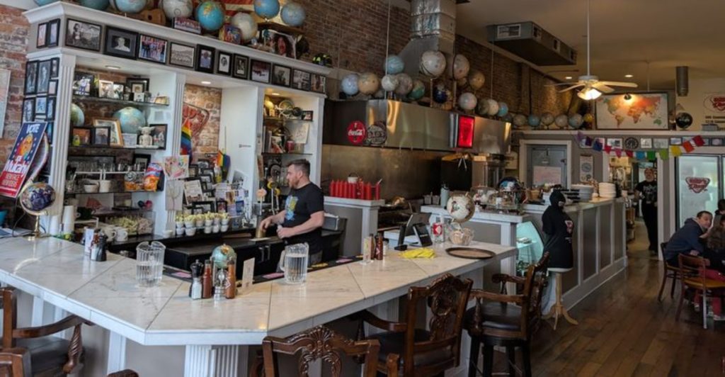 This Washington Diner Serves Fried Fish So Good It Outsold Everything ...