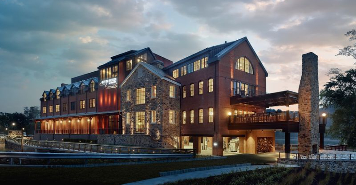 Top 13 Pennsylvania Restaurants Set Along Lakes And Riverfronts To ...
