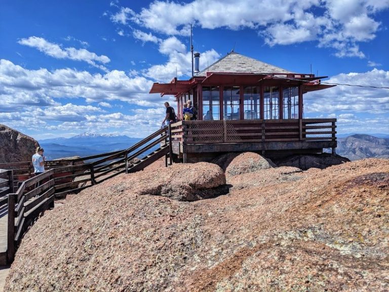 You Can Actually Spend The Night In A Historic Colorado Fire Lookout ...